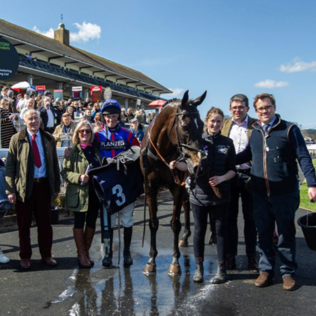 Racehorse Ownership Options | Alastair Ralph Racing | Shropshire